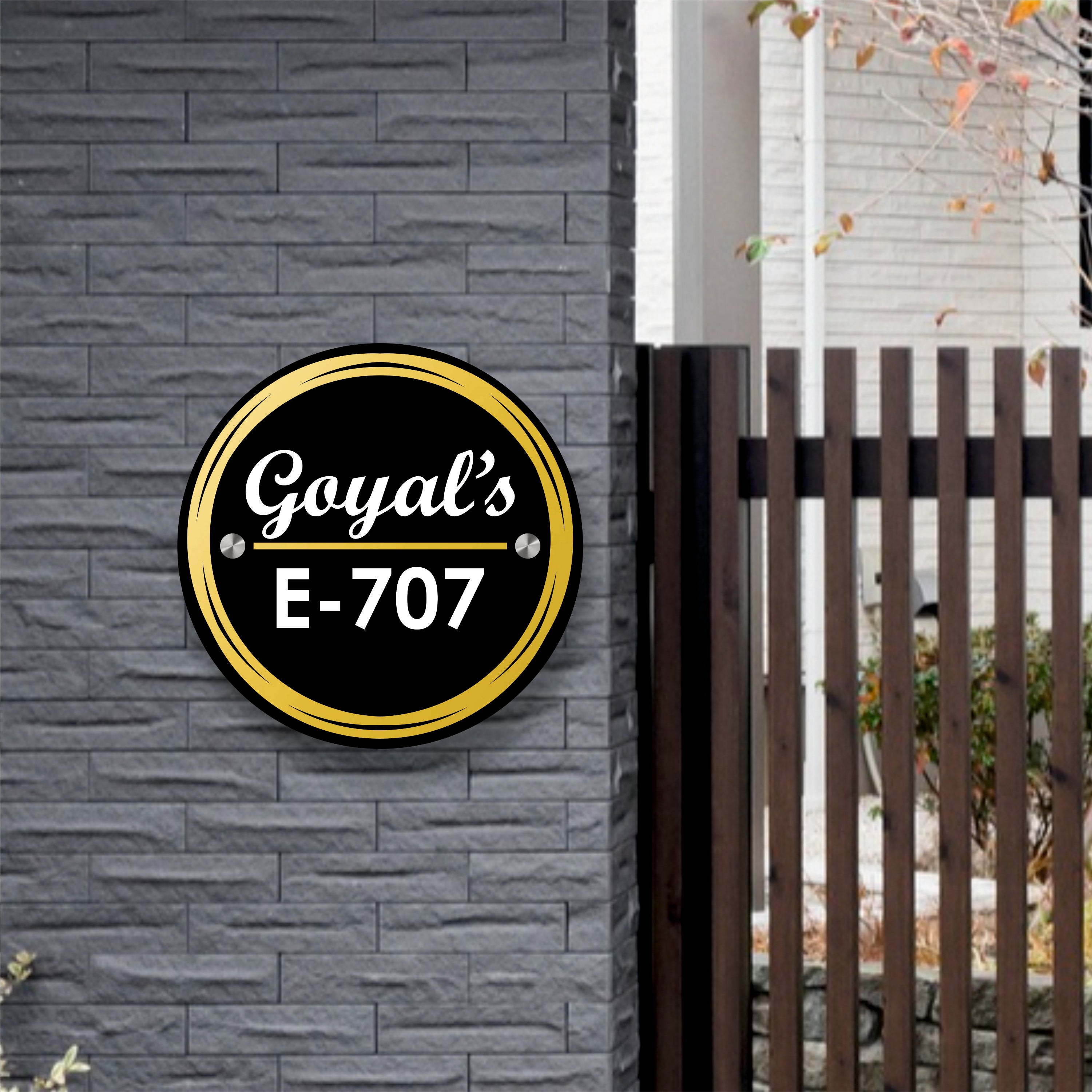 The Circle Sected Black Round House Nameplate – Nameplate Studio