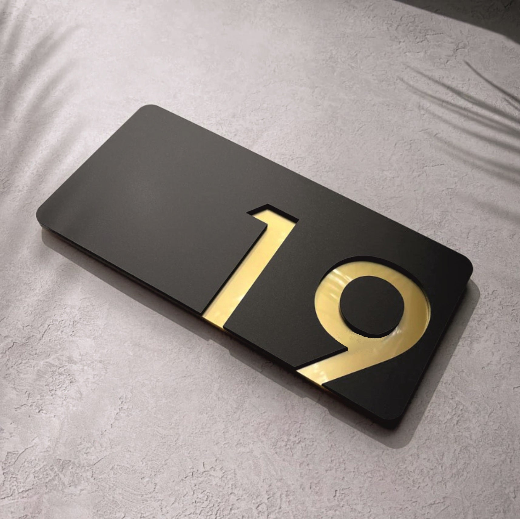 Number Behind the Black Nameplate – Nameplate Studio