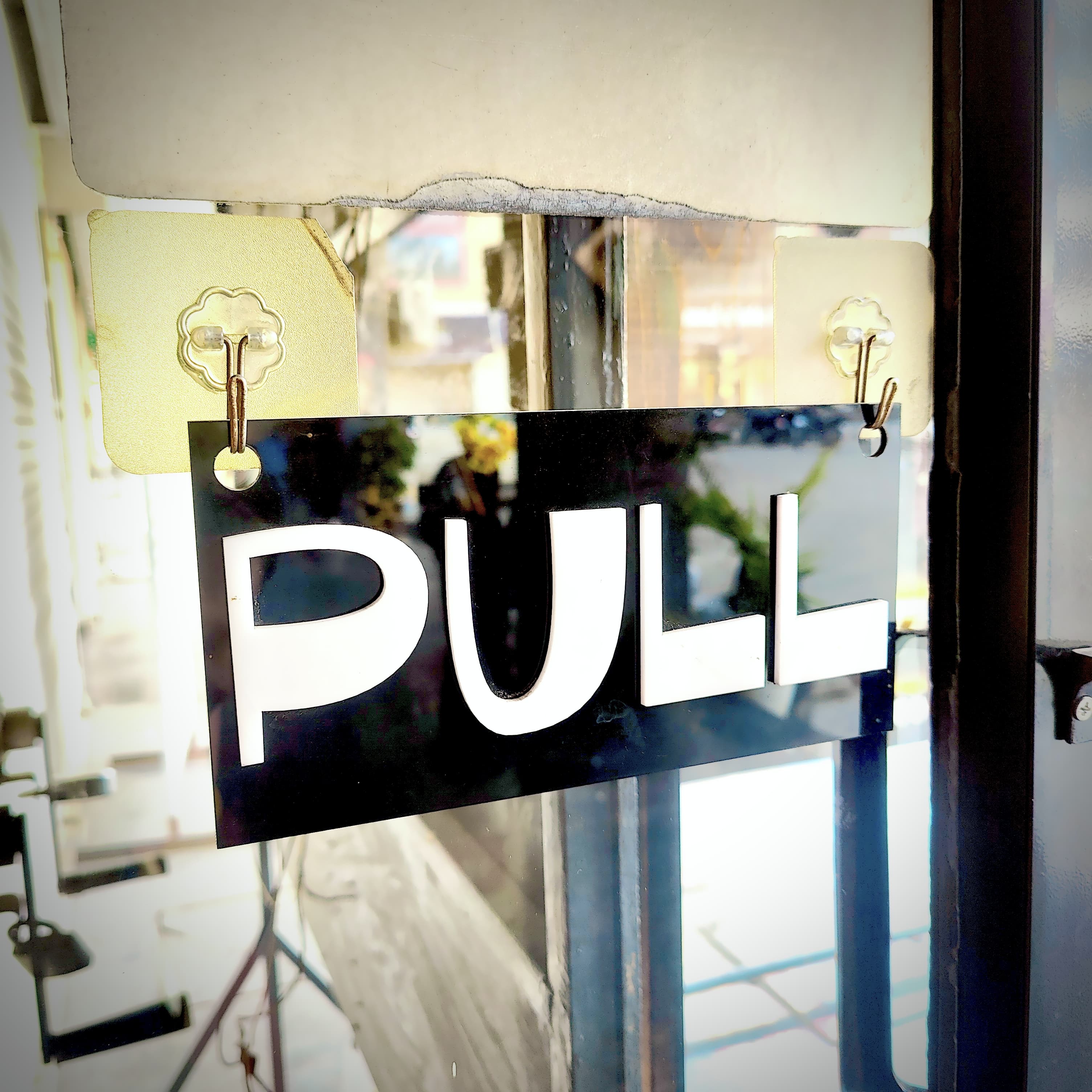 Push/Pull Door Sign – Nameplate Studio